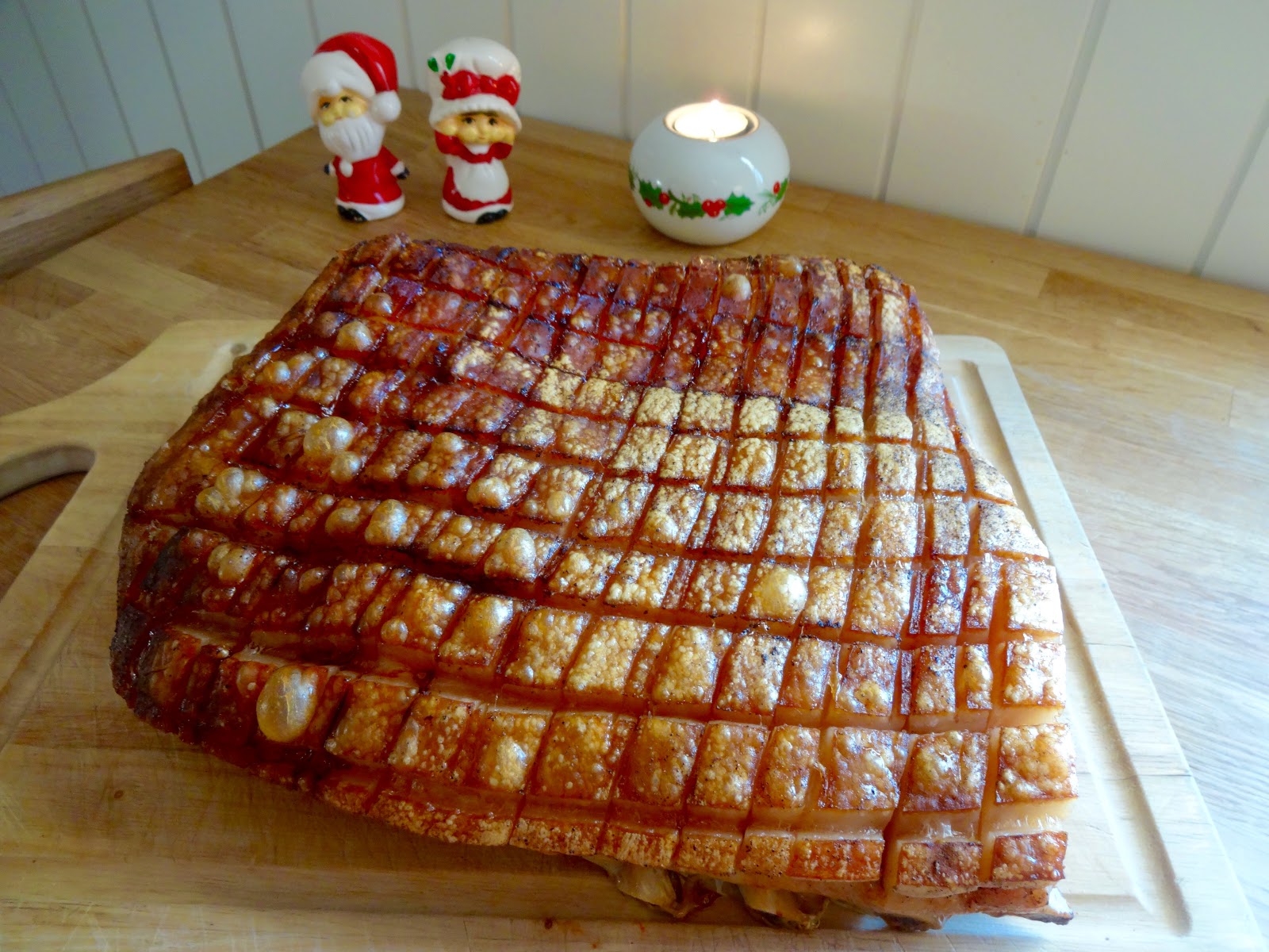 Edels Mat : Steking av ribbe - ribbesaus - surkål